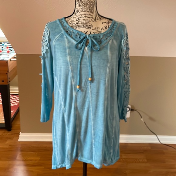 OSO Casual | Tops | Oso Casuals Acid Dyed Turquoise 34 Sleeve Top ...